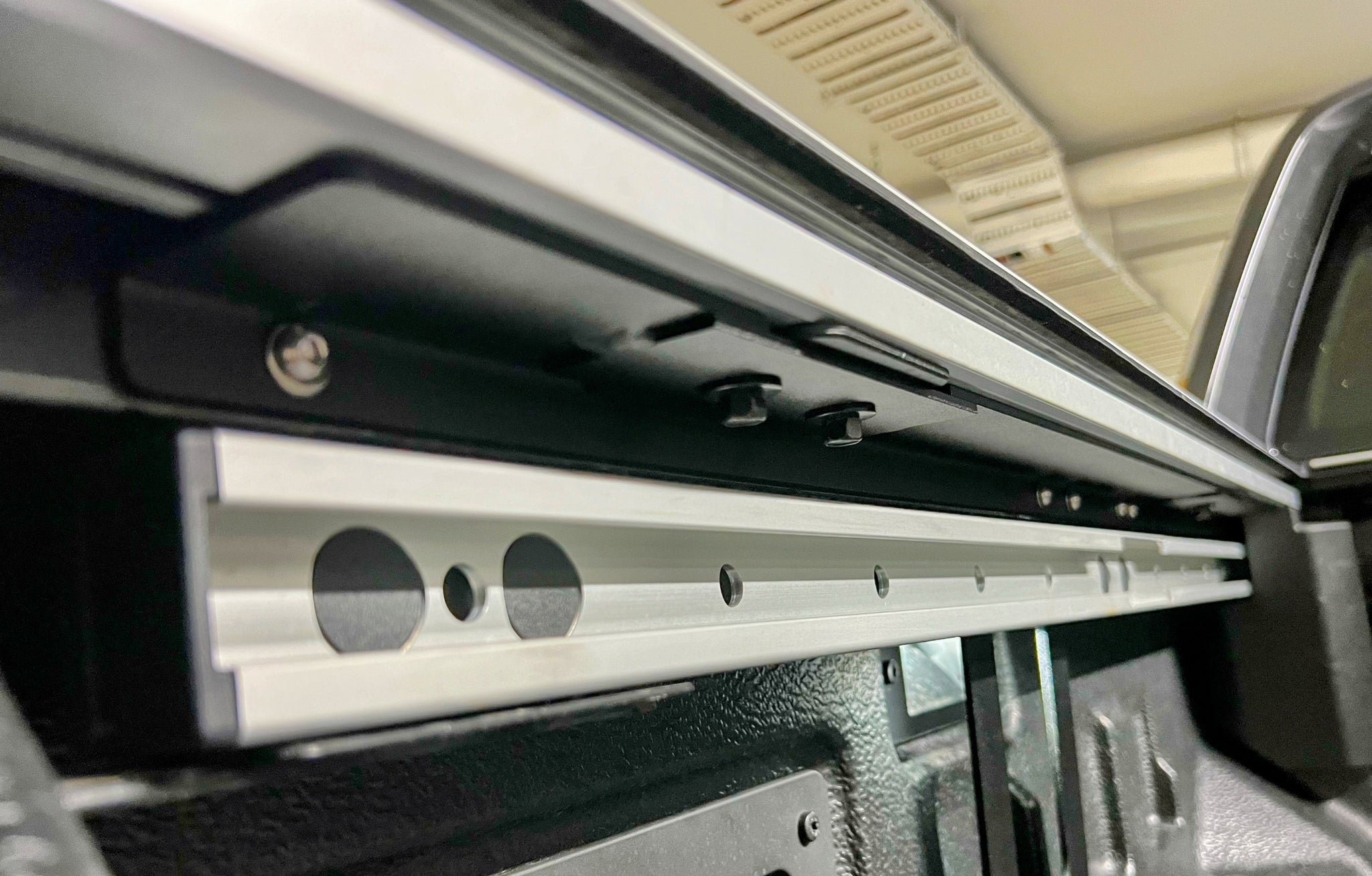 Ford Ranger Wildtrak 2022+ Tub Rack Support Brackets - Stainless Steel ...